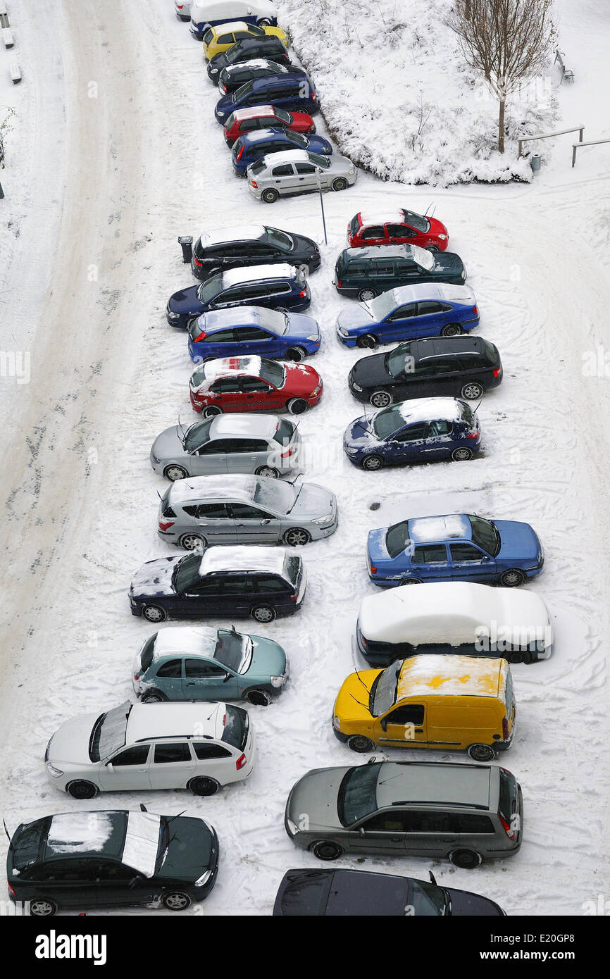 Car par hi-res stock photography and images - Alamy