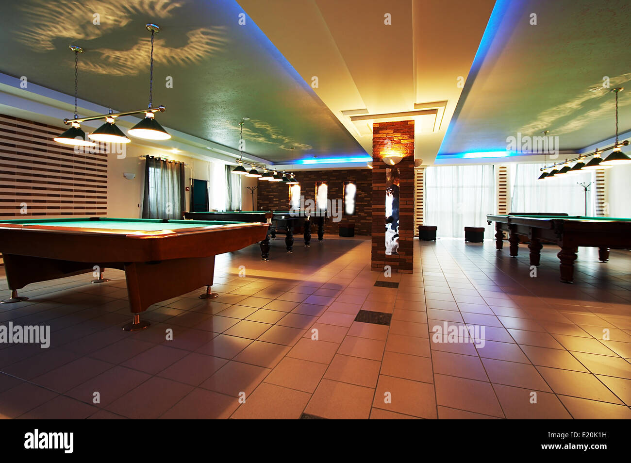 Room for game in billiards Stock Photo - Alamy