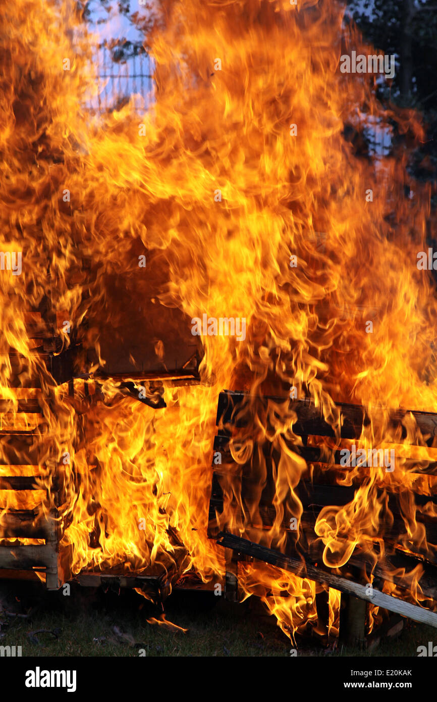 -Large fire with blazing flames Stock Photo - Alamy