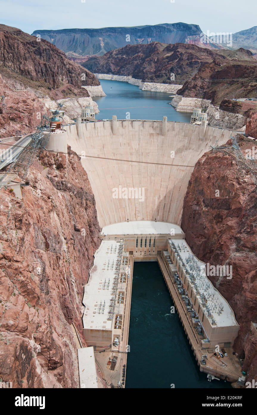 State line hoover dam hi-res stock photography and images - Alamy