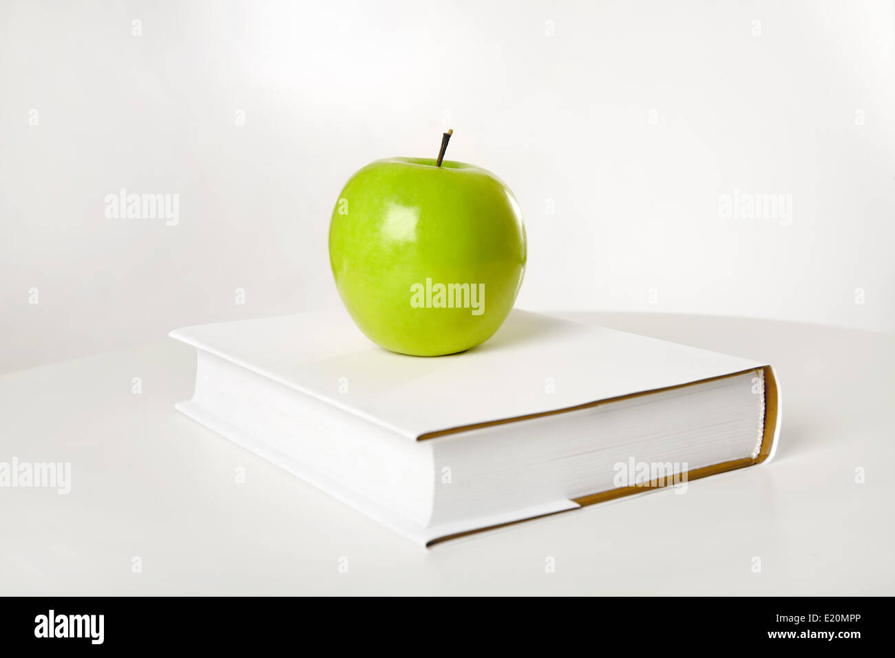 Thick green cover hi-res stock photography and images - Alamy