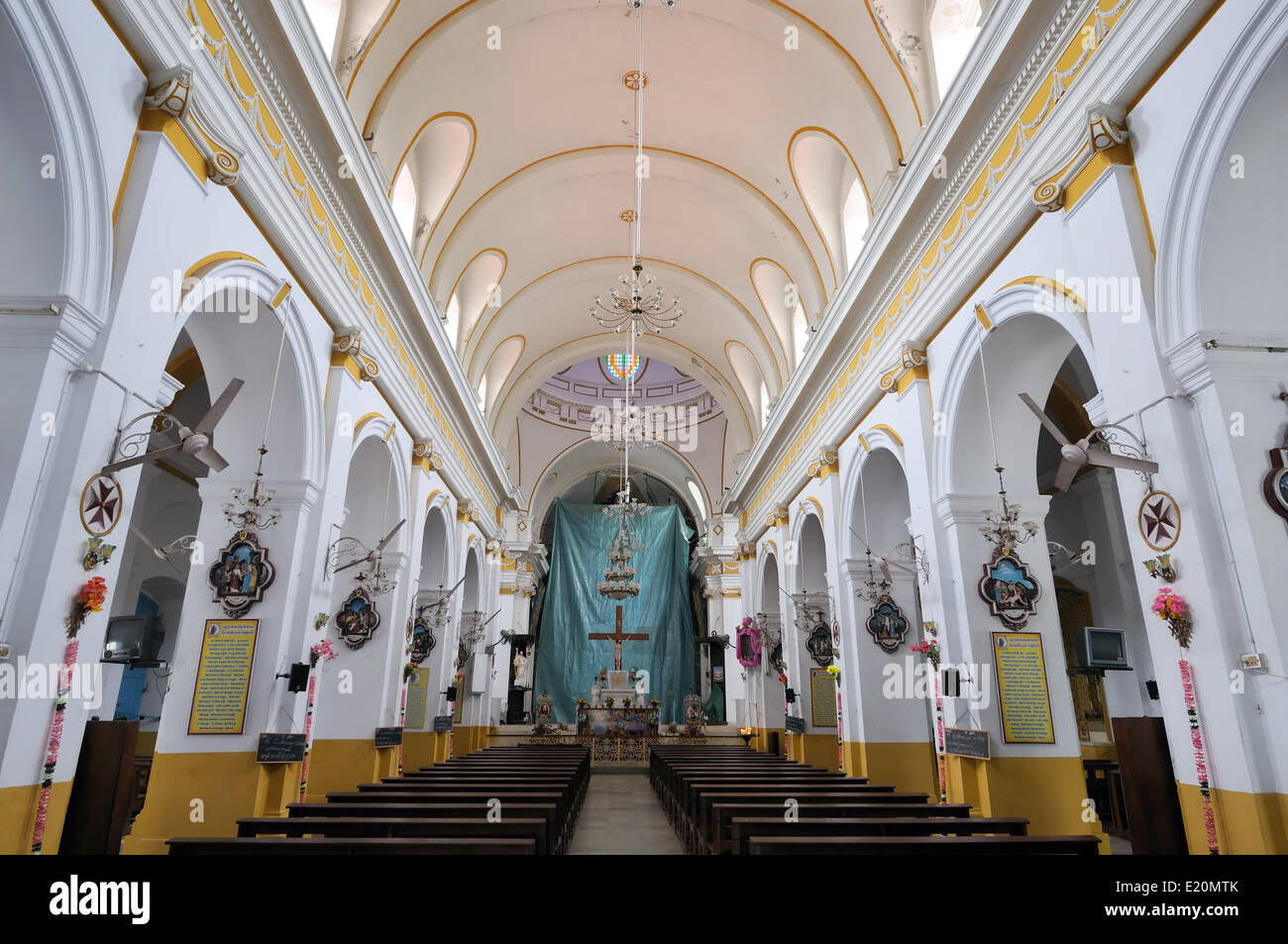 Pondicherry immaculate conception cathedral hi-res stock photography ...