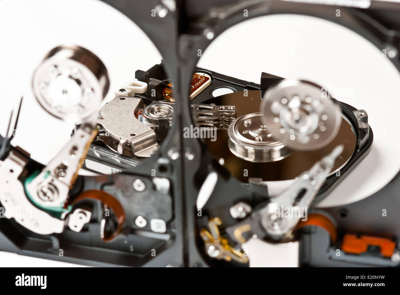 Metallic disks hi-res stock photography and images - Alamy