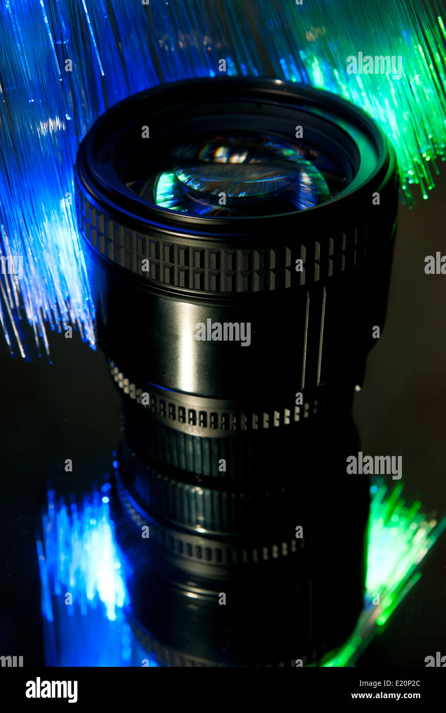 Telephoto lens cut out hi-res stock photography and images - Alamy