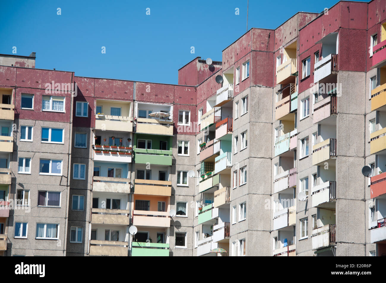 Block housing estate hi-res stock photography and images - Alamy