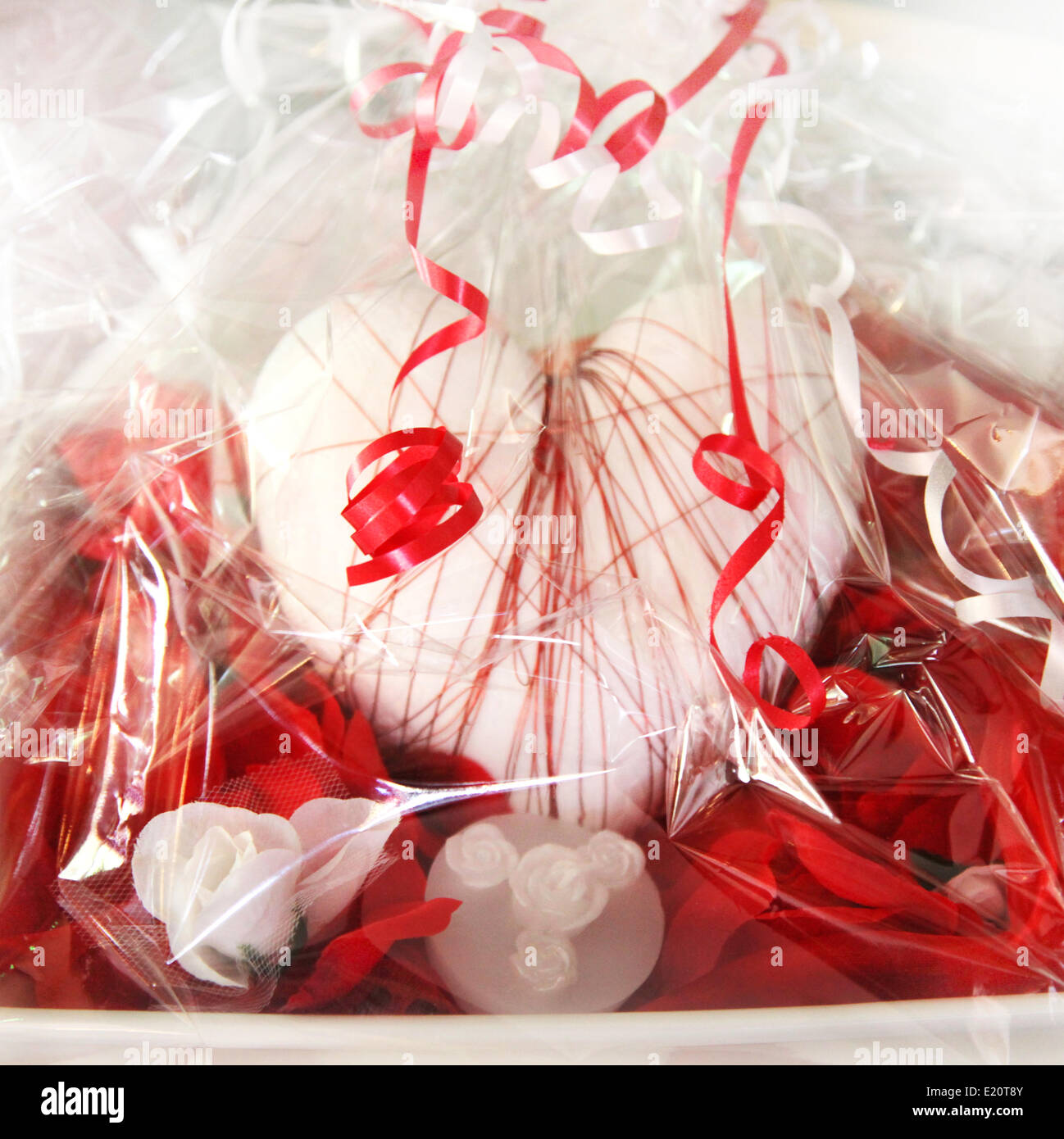 Square present hi-res stock photography and images - Alamy