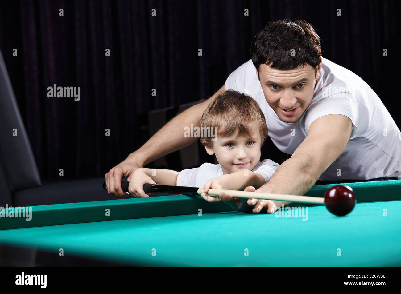 Snooker Family High Resolution Stock Photography and Images - Alamy