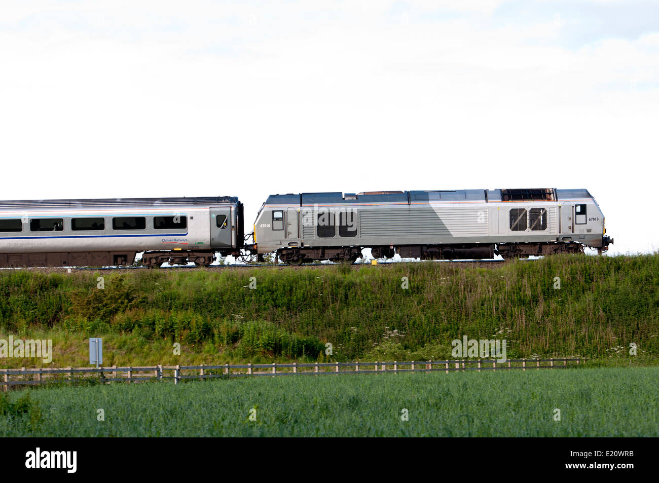 Class 67 diesel locomotive No. 67010 propelling a Chiltern Railways ...