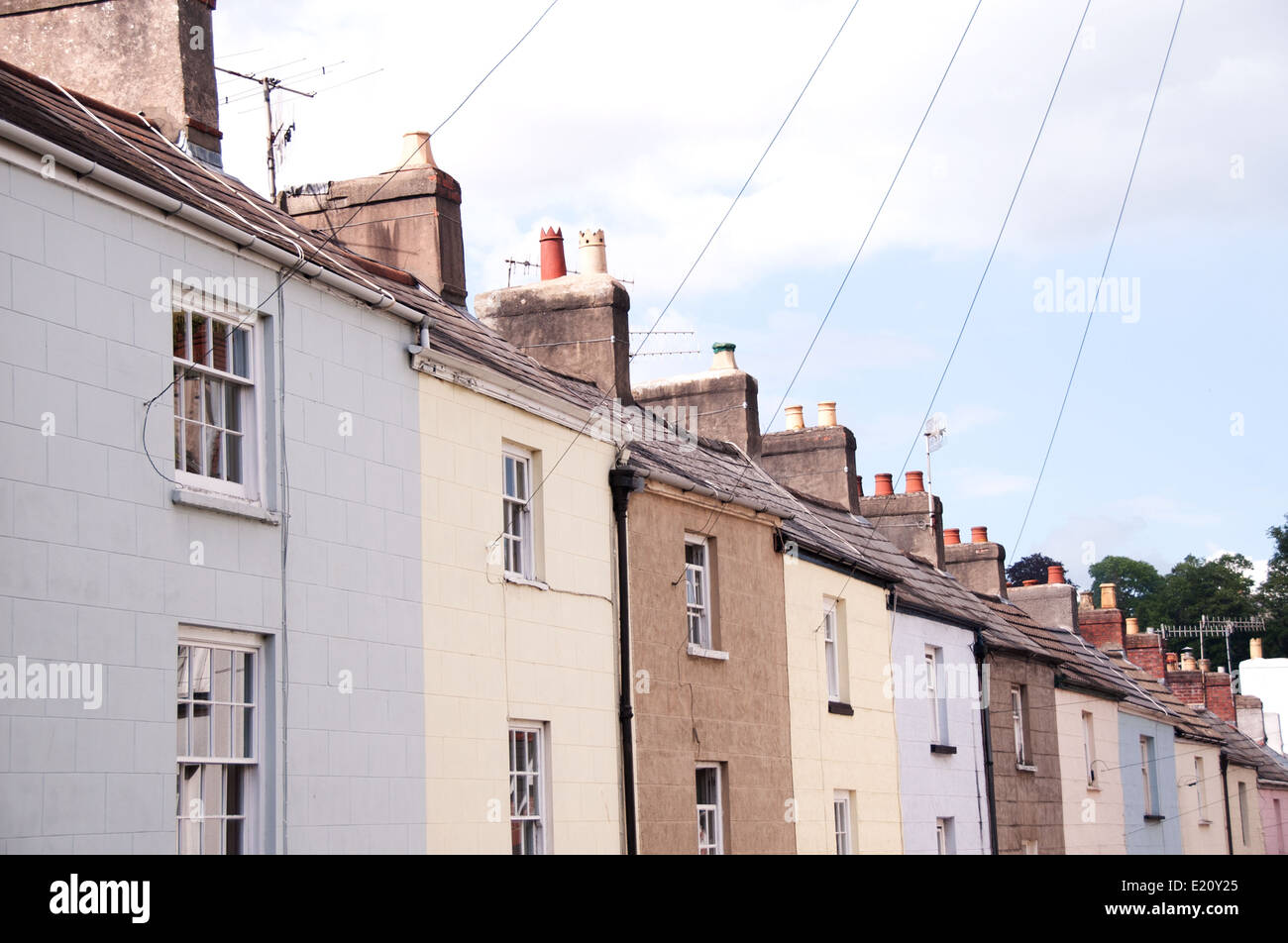 Terraced houses roof tops hi-res stock photography and images - Alamy
