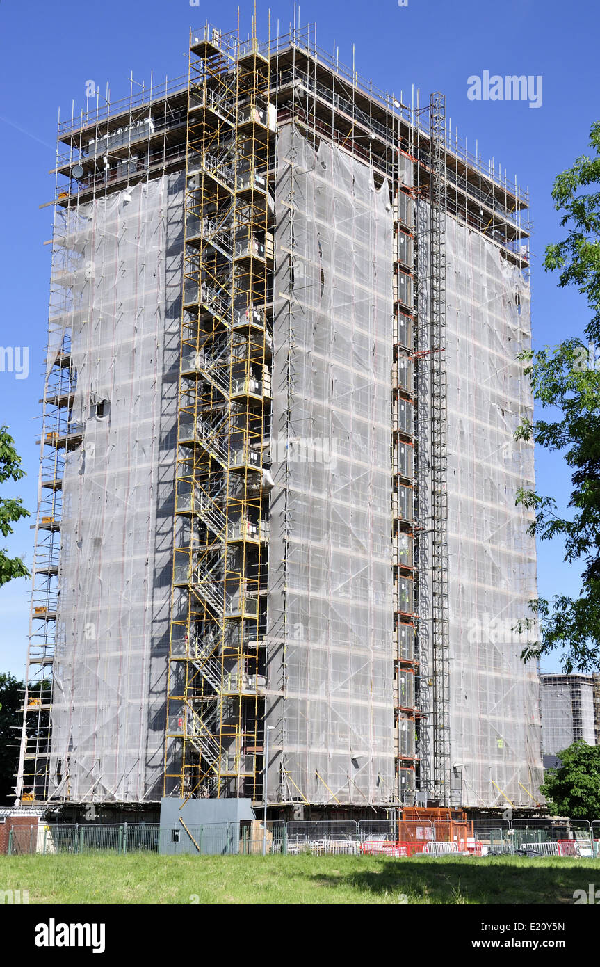 Tower block lift hi-res stock photography and images - Alamy
