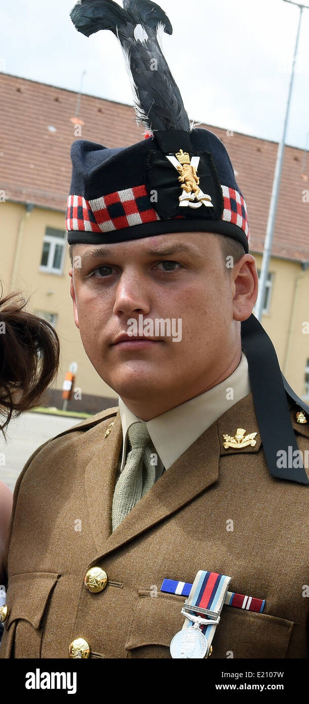 Lance corporal uniform hi-res stock photography and images - Alamy