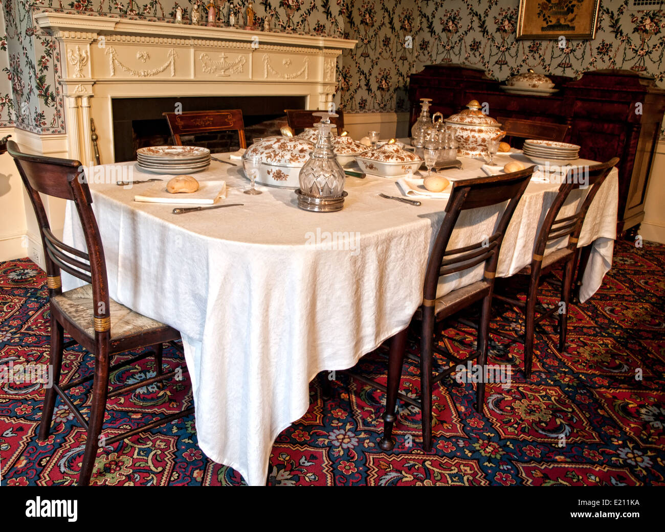 dining room table Stock Photo - Alamy