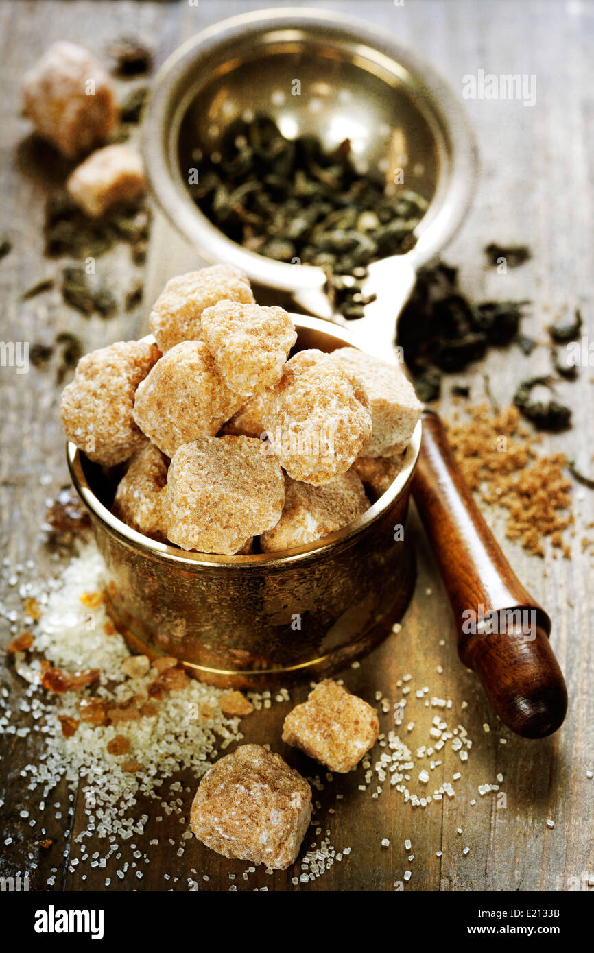 Retro sugar bowl hi-res stock photography and images - Alamy