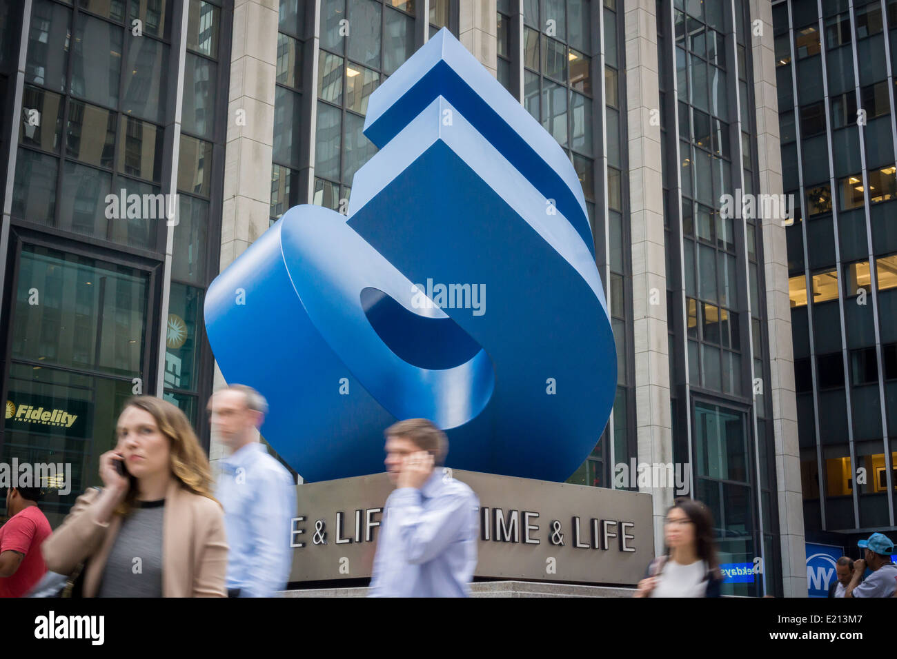 The Time-Life building on Sixth Avenue in New York Stock Photo - Alamy
