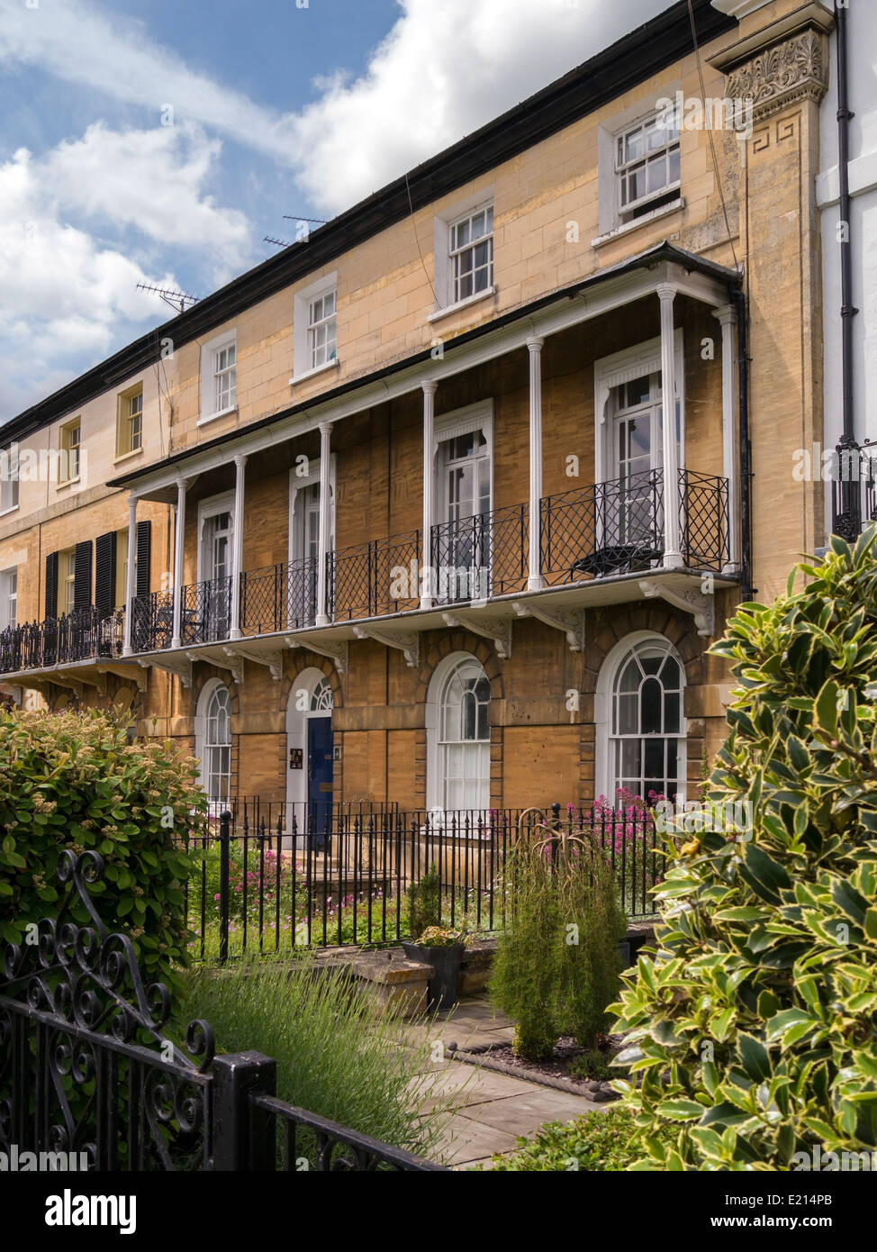 Regency style house hi-res stock photography and images - Alamy