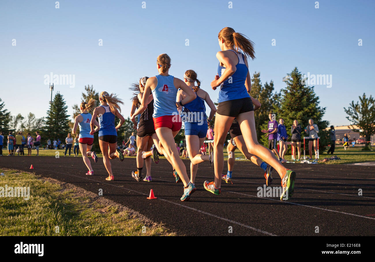 High school athletes compete in a track and field meet in Milwaukee ...
