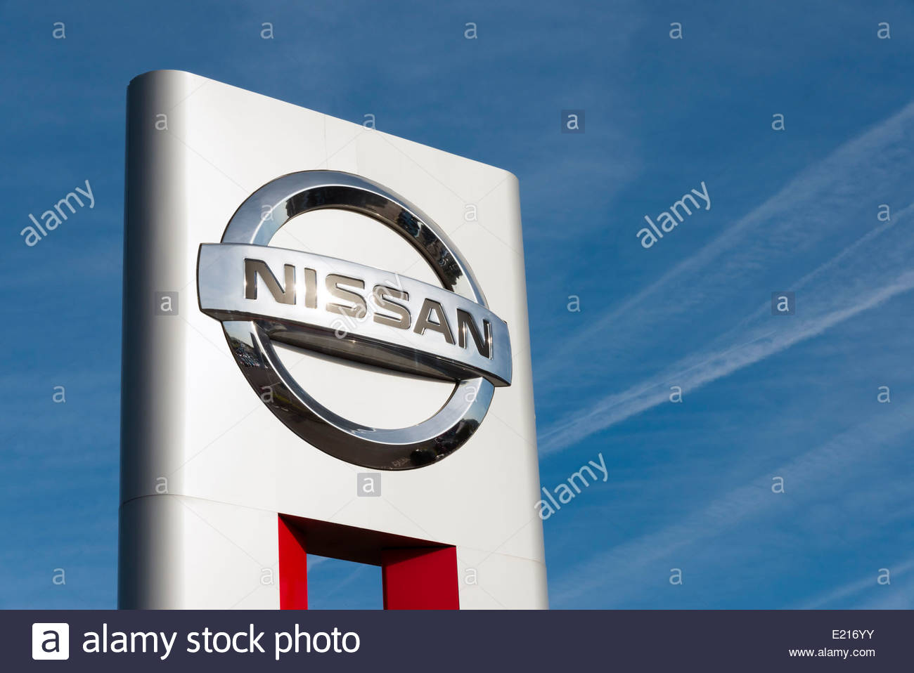 Nissan Sign Stock Photos & Nissan Sign Stock Images - Alamy