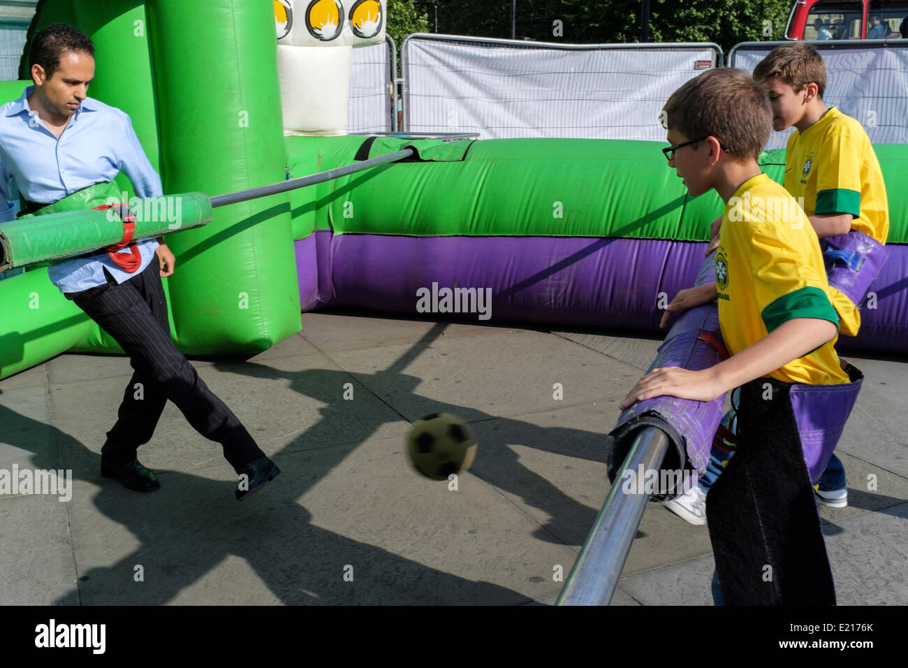 Brazilian colours hi-res stock photography and images - Alamy