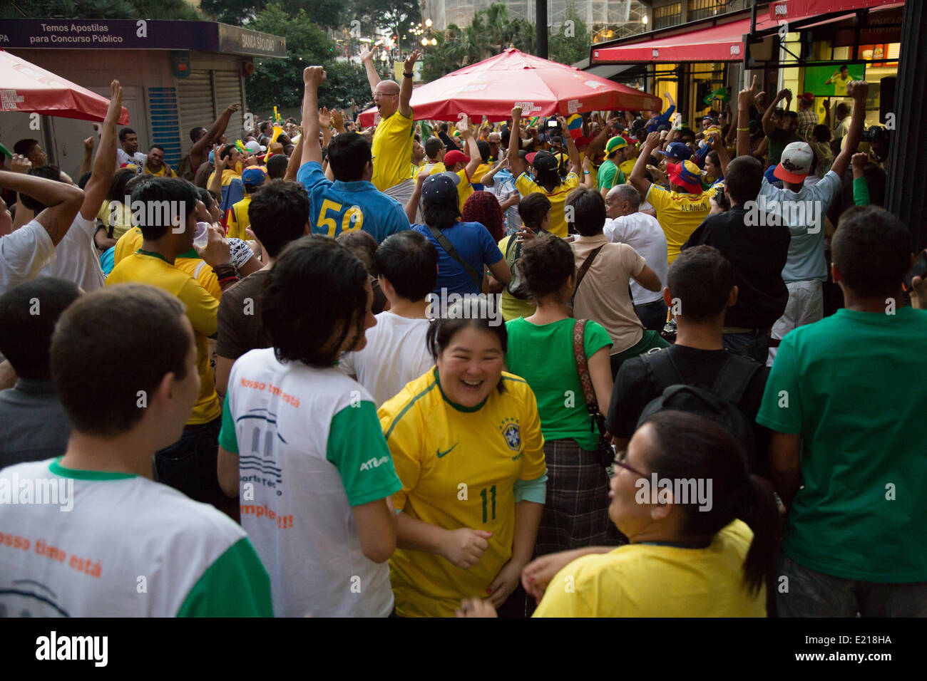 Sao Paulo, Brazil. 12 Jun, 2014. Brazil football fans celebrate the ...