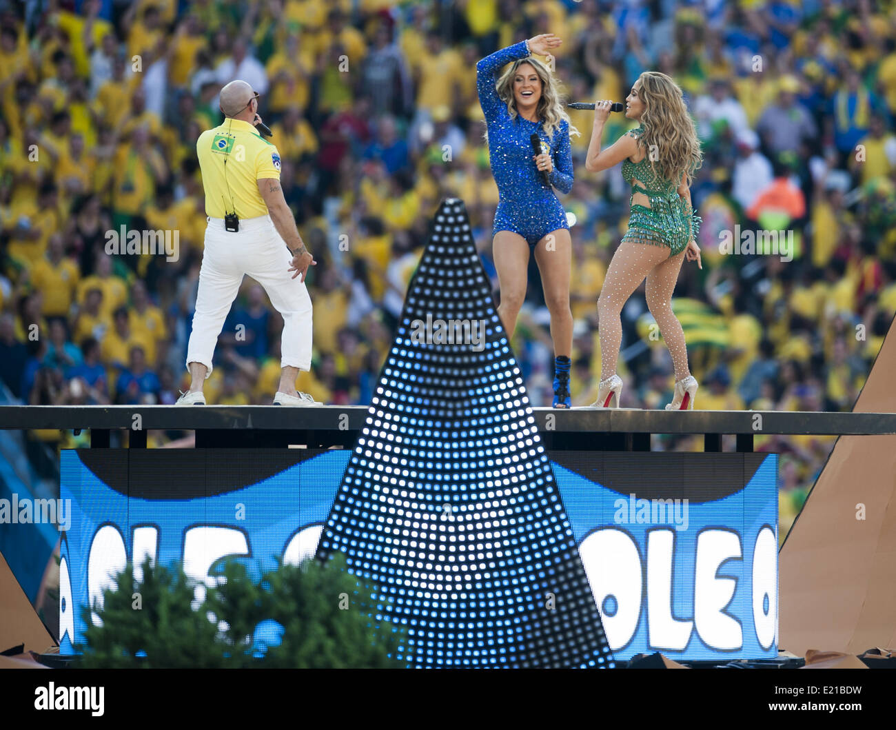 Sao Paulo, Brazil. 12th June, 2014. Jennifer Lopez en la ceremonia de ...