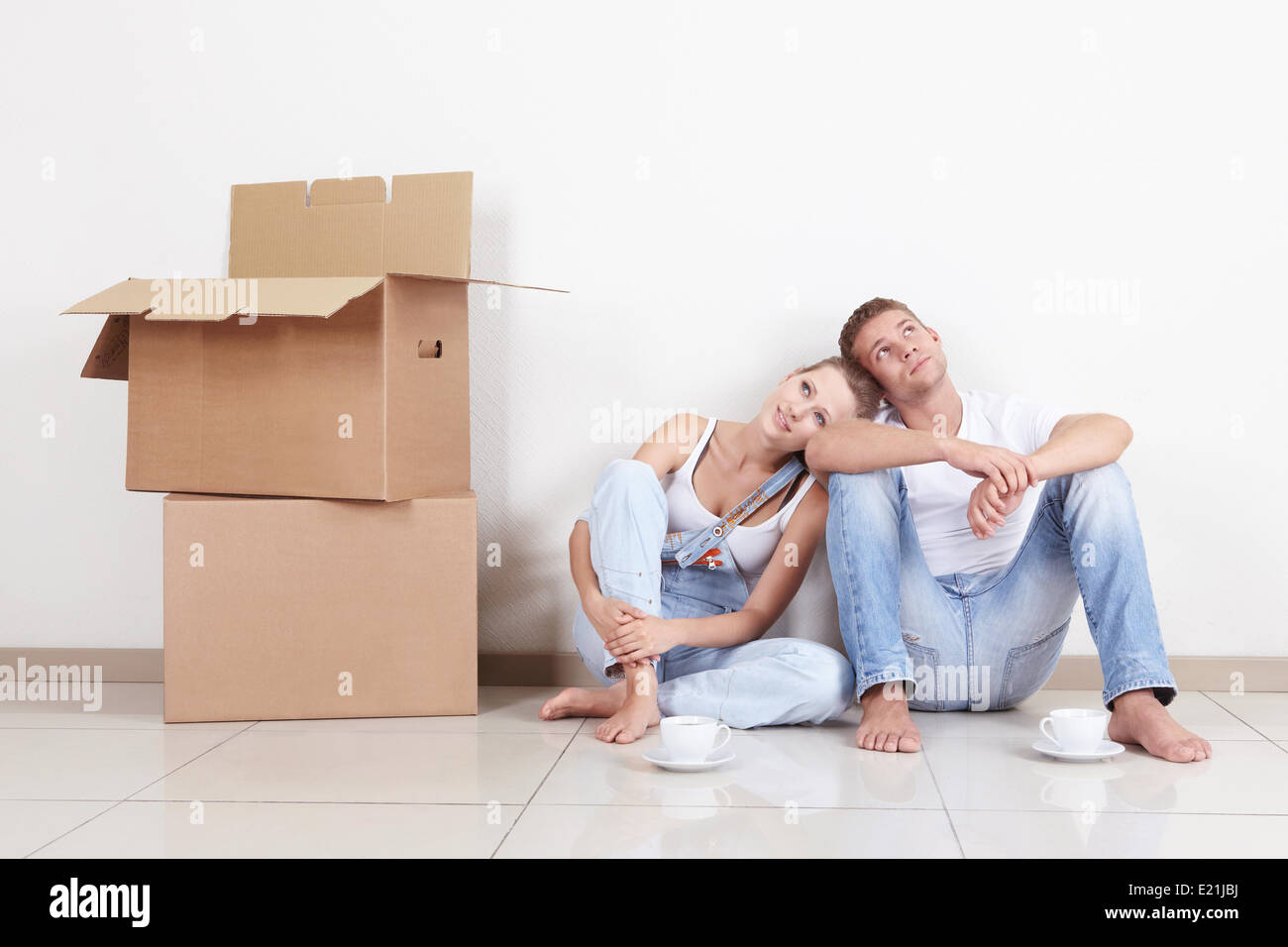 Couple moved hi-res stock photography and images - Alamy