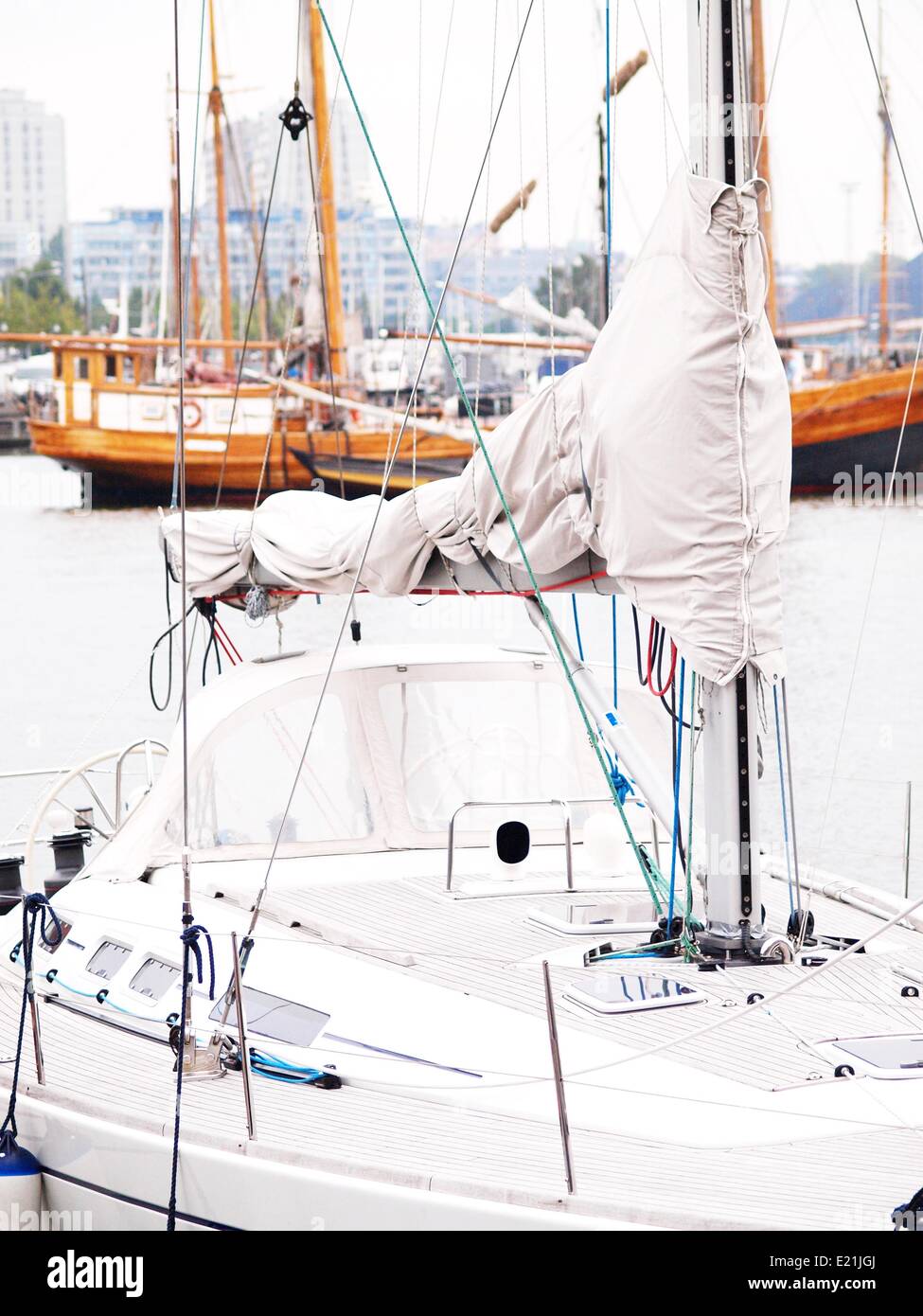 White sail boat Stock Photo - Alamy