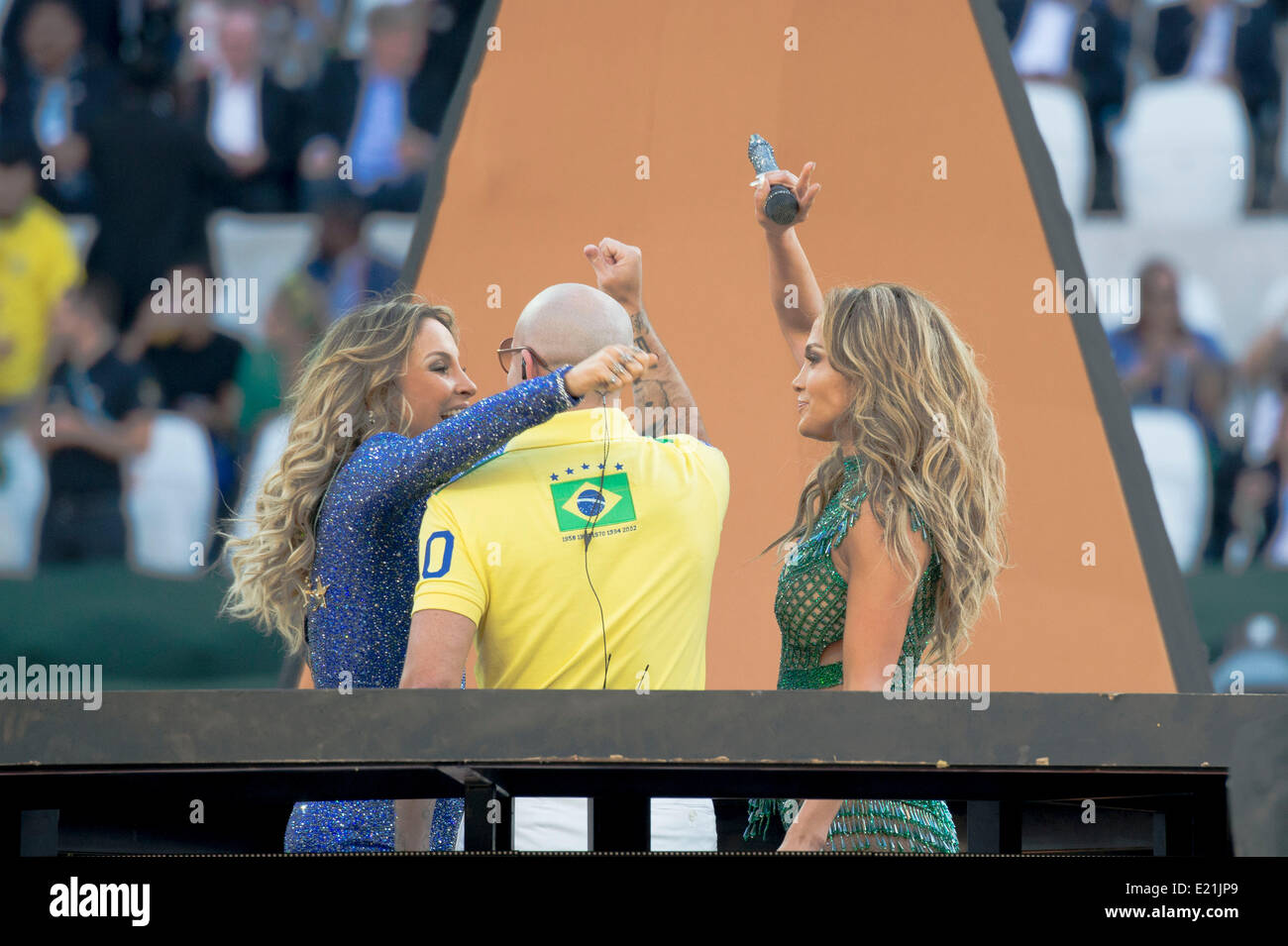 Sao Paulo, Brazil. 12th June, 2014. (L-R) Claudia Leitte, Pit Bull ...
