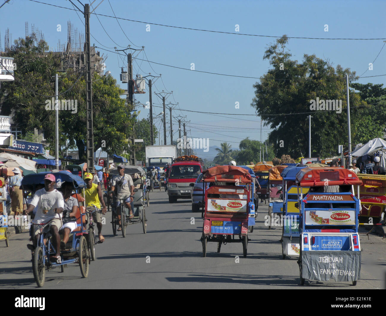 Human powered rickshaw hi-res stock photography and images - Alamy