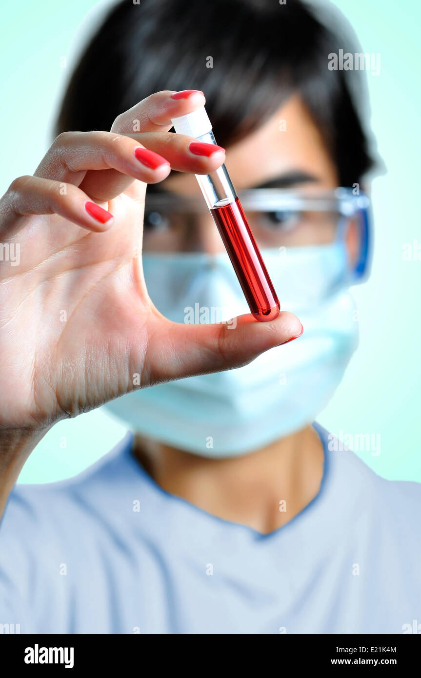 Doctor testing blood sample hi-res stock photography and images - Alamy