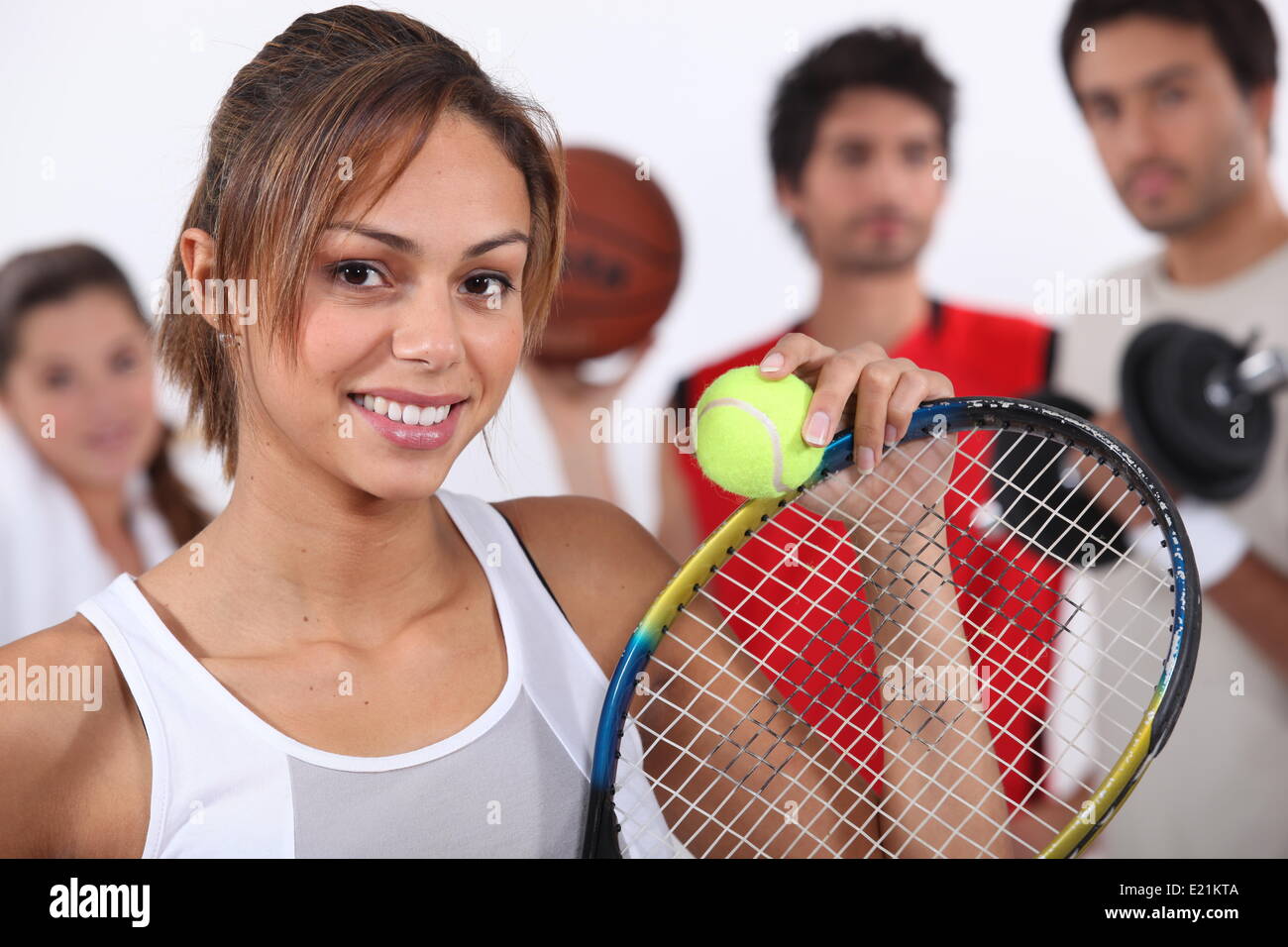 Lifting weights basketball hi-res stock photography and images - Alamy