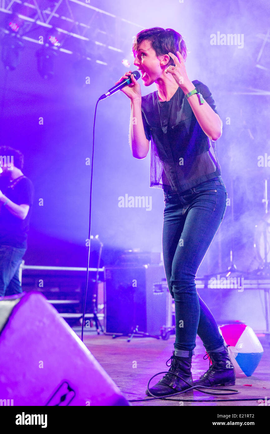 Channy leaneagh hi-res stock photography and images - Alamy