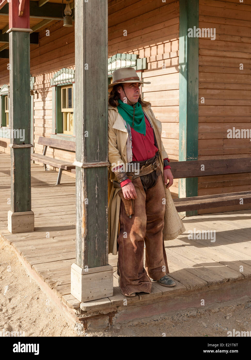 Cowboy movie set hi-res stock photography and images - Alamy