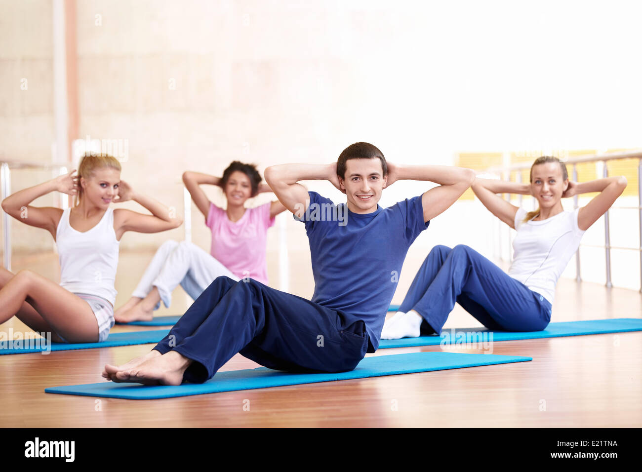 Group of 20 people hi-res stock photography and images - Alamy