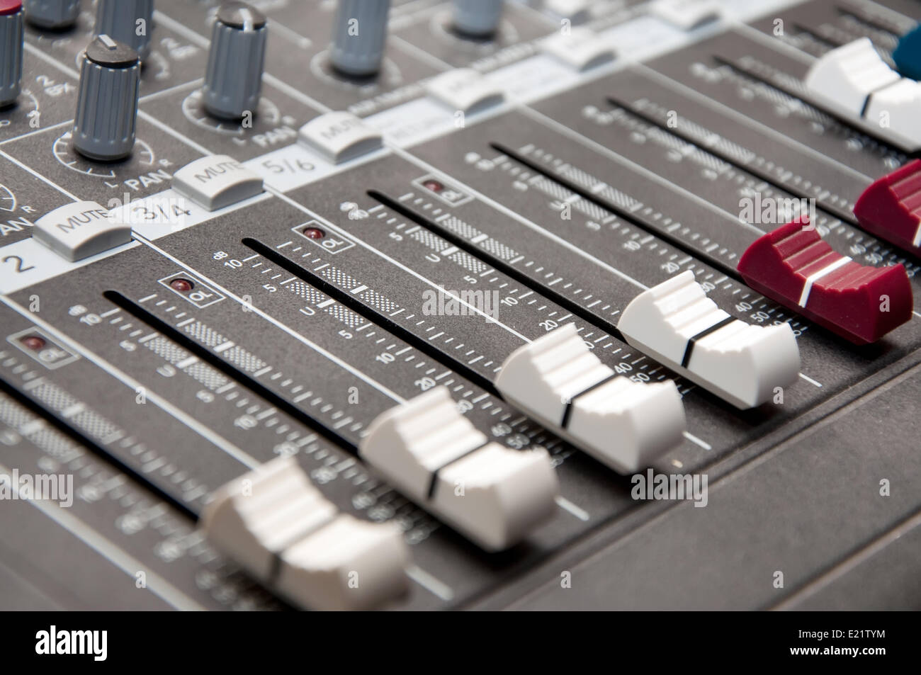 Mixer gear hi-res stock photography and images - Alamy