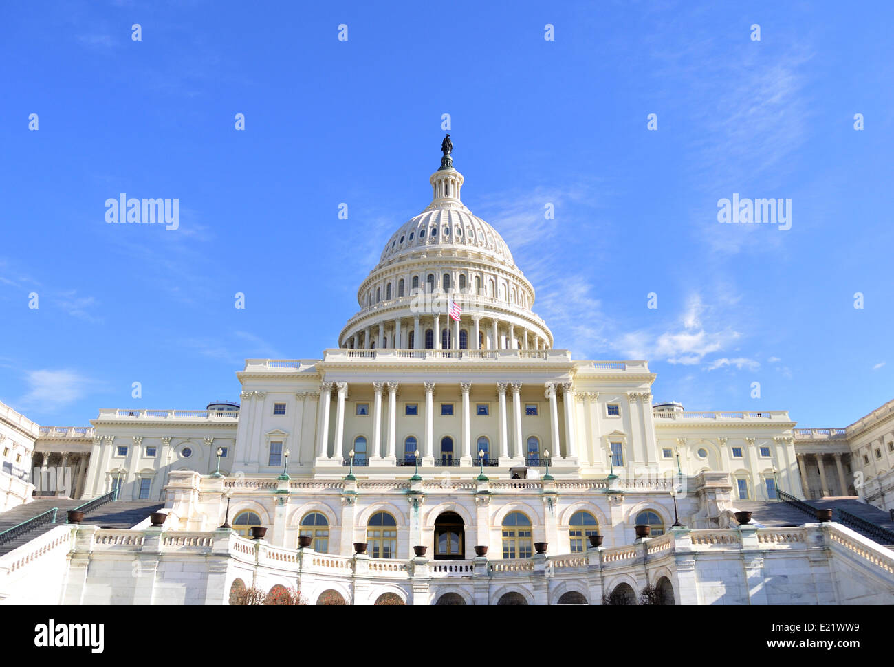 White house building capitol hill hi-res stock photography and images ...