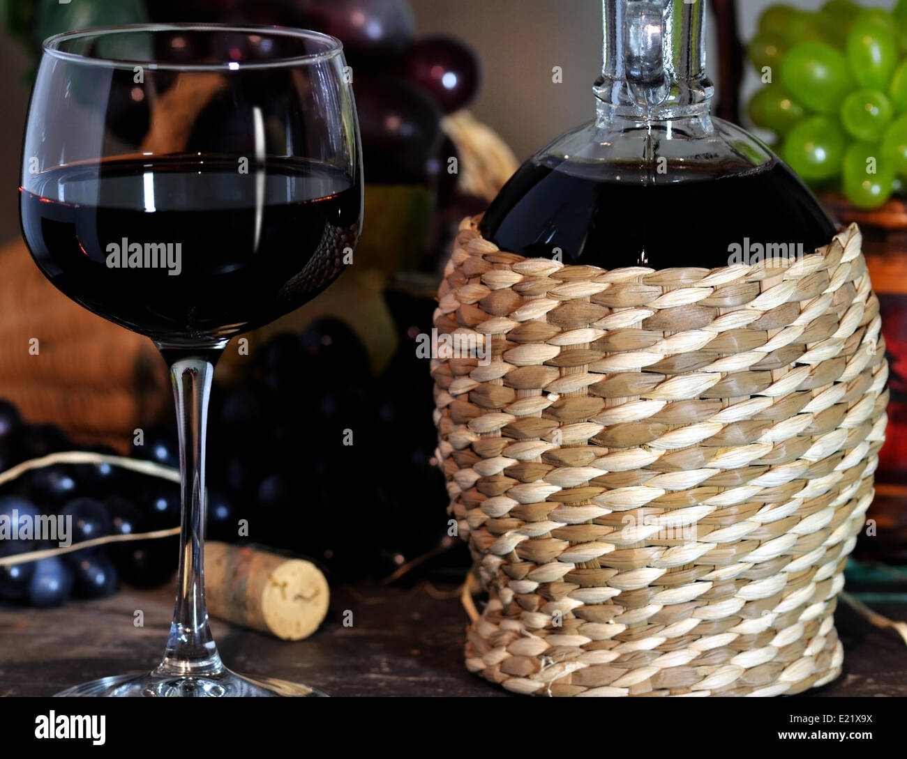 Bottle red wine composition hi-res stock photography and images - Alamy