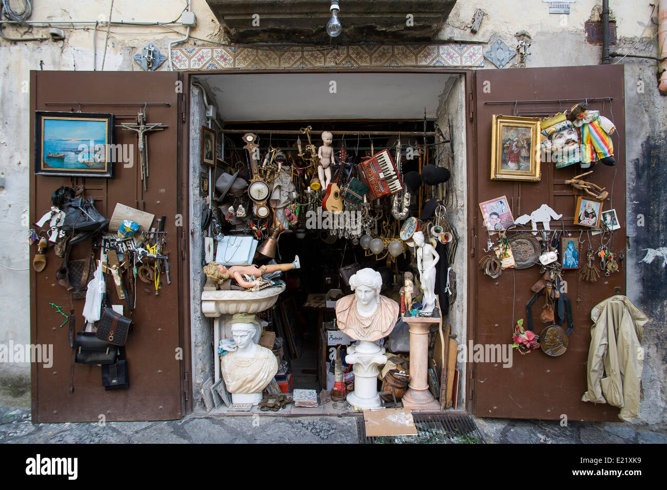 Overfull antique hi-res stock photography and images - Alamy