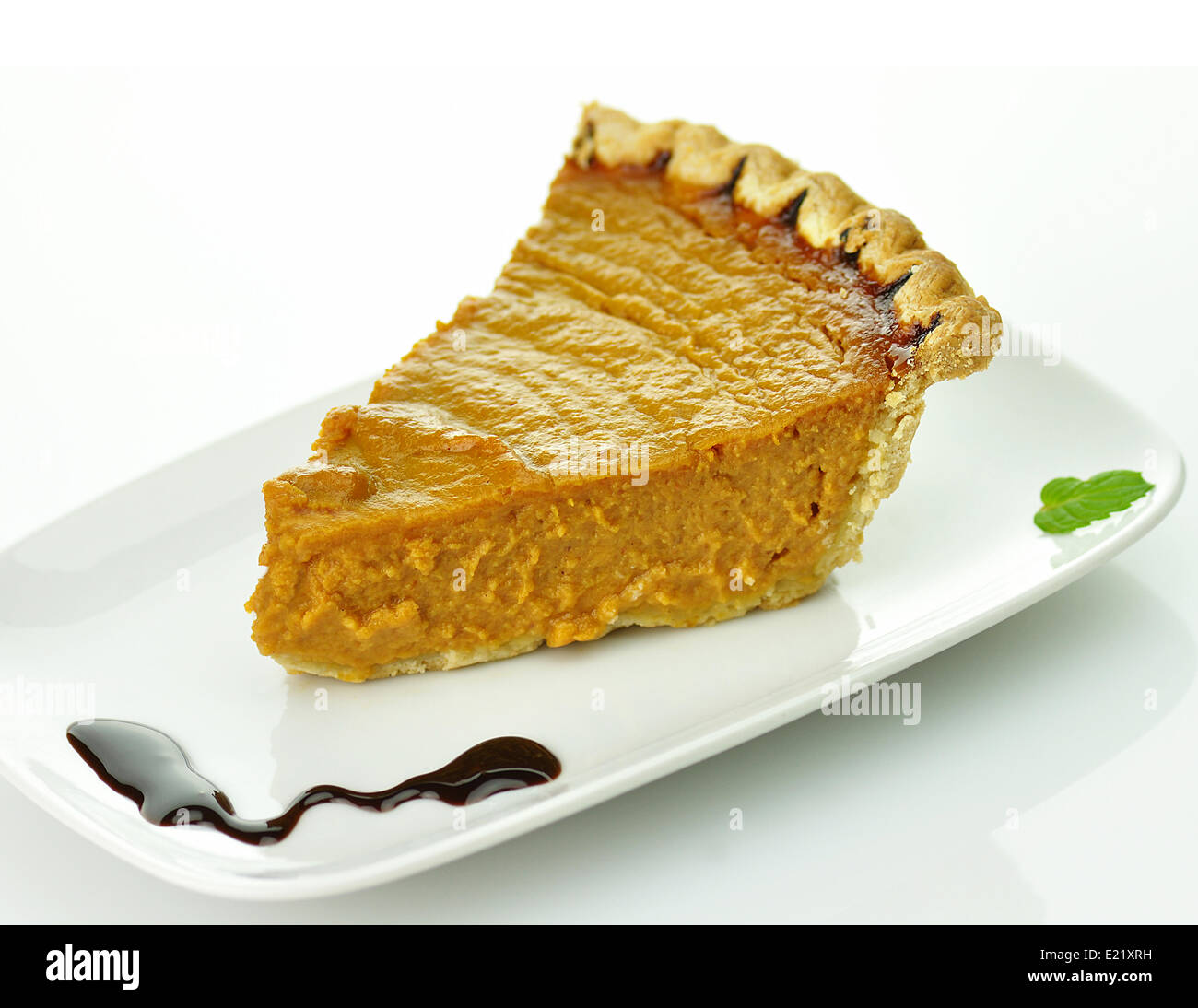 Pumpkin pie slice hi-res stock photography and images - Alamy