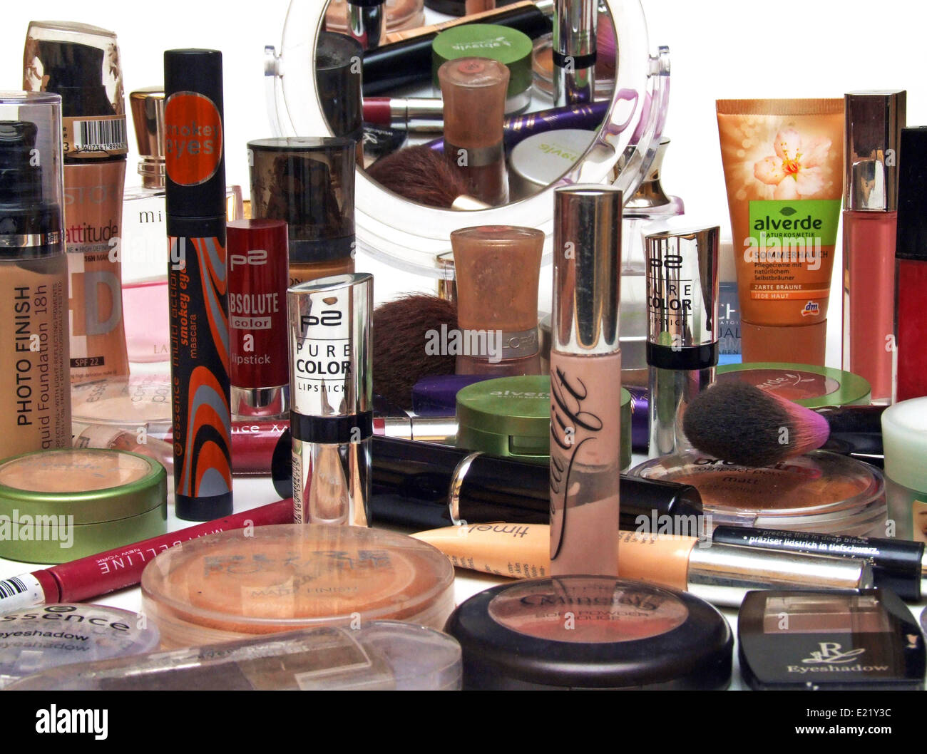 Eyeliners hi-res stock photography and images - Alamy