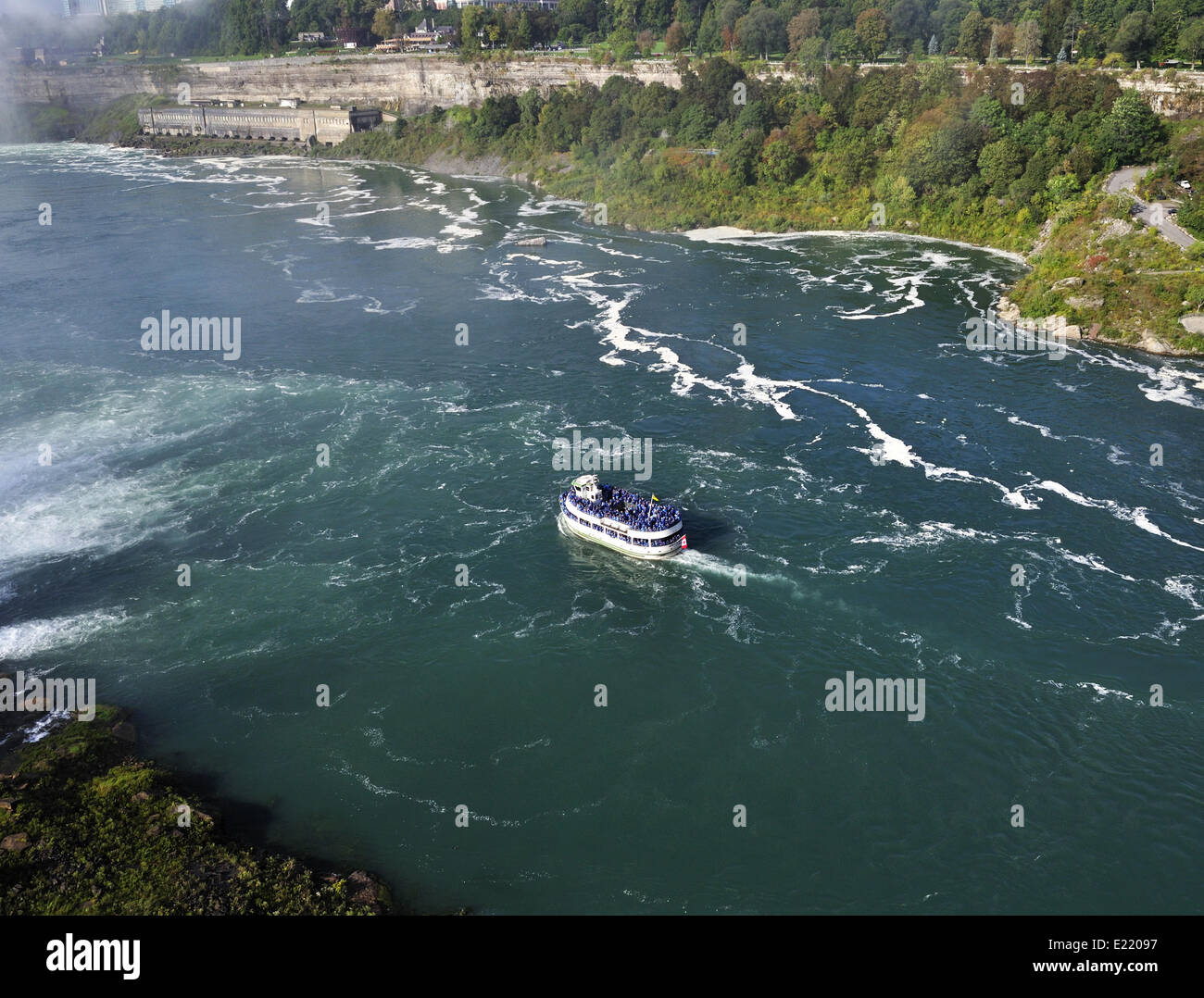 Niagara river boat hi-res stock photography and images - Alamy