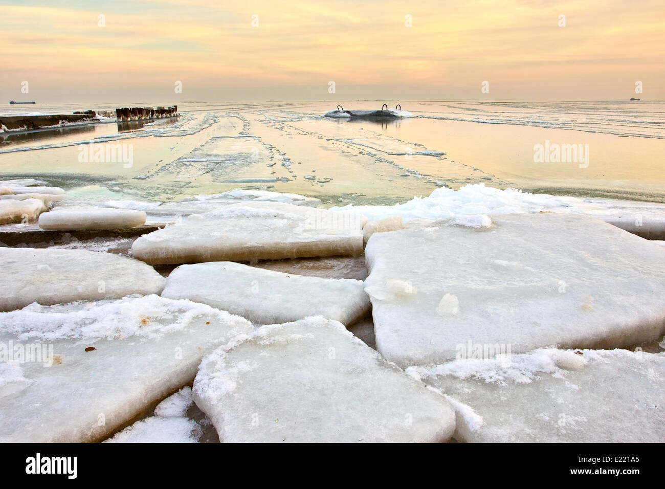 Desert of ice Stock Photo - Alamy