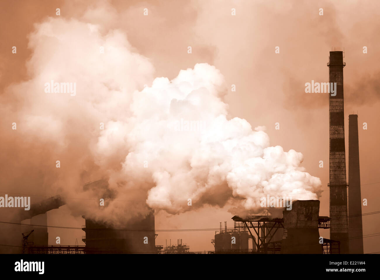 Smoke steel plant hi-res stock photography and images - Alamy