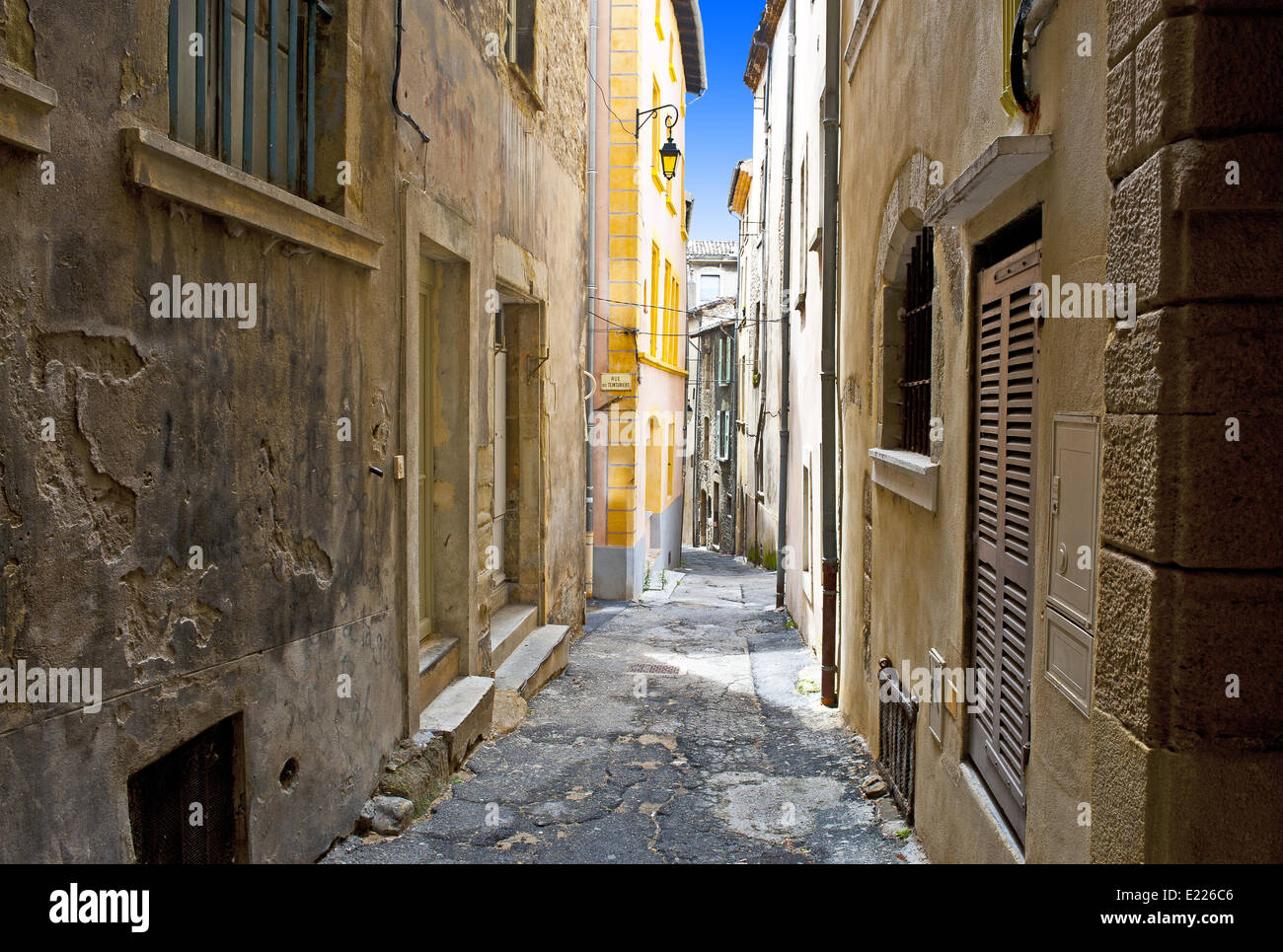 City crest hi-res stock photography and images - Alamy