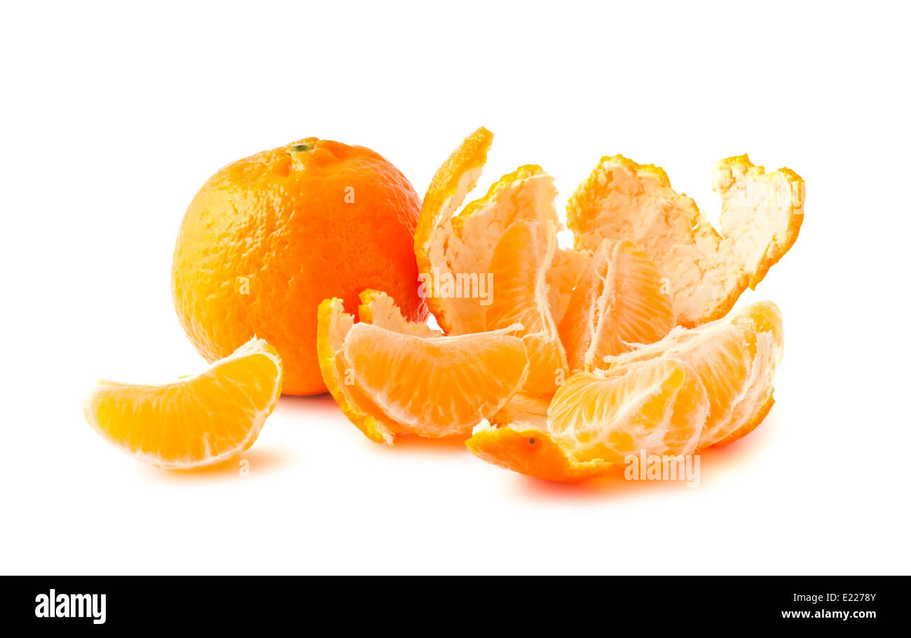 Ripe tangerine with slices and peel Stock Photo - Alamy
