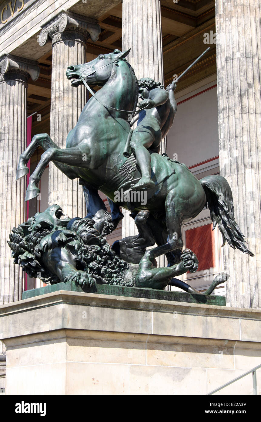 Berlin, Altes Museum, Sculpture flanking staircase Stock Photo - Alamy