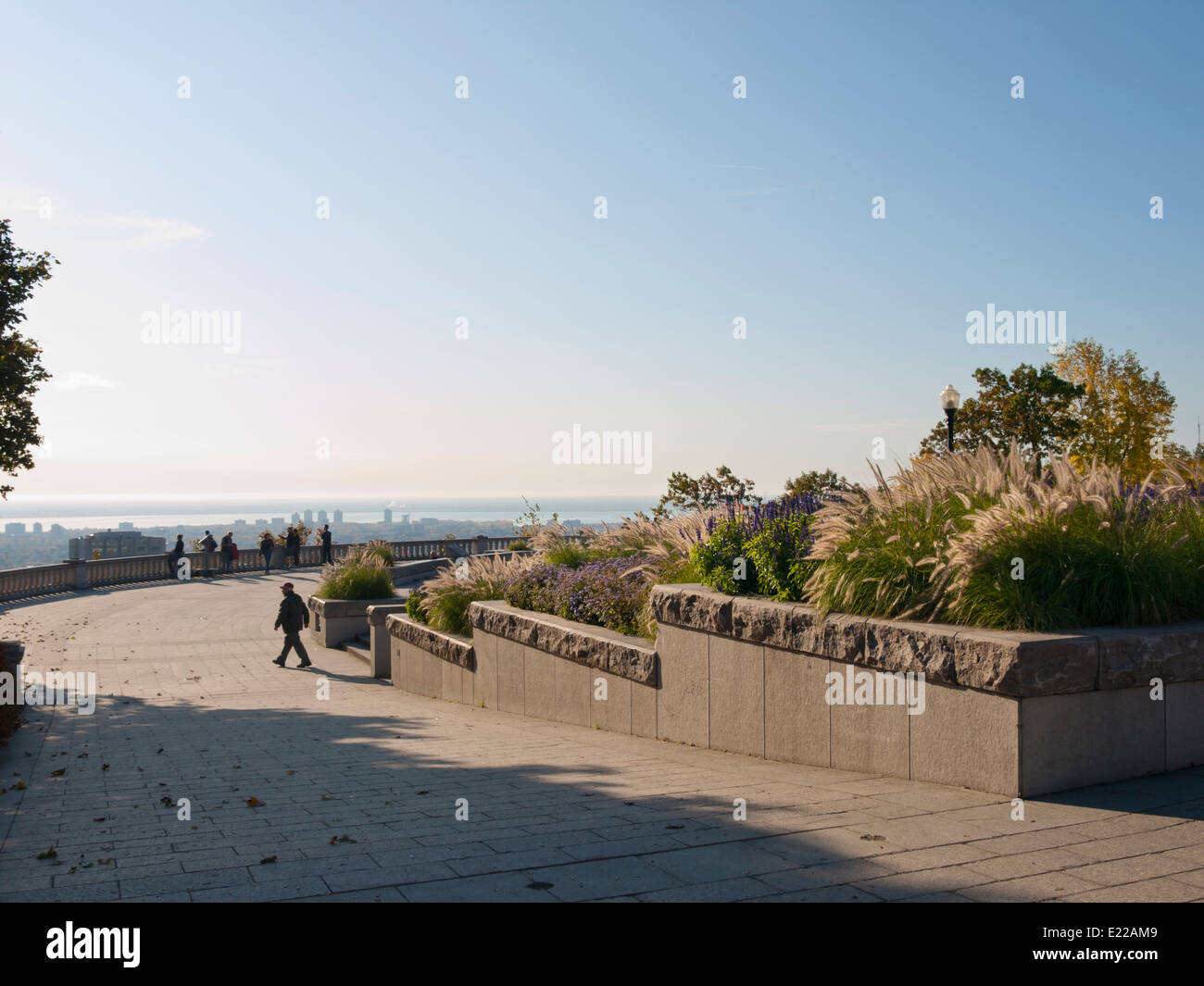 Montreal skyline mont royal hi-res stock photography and images - Alamy