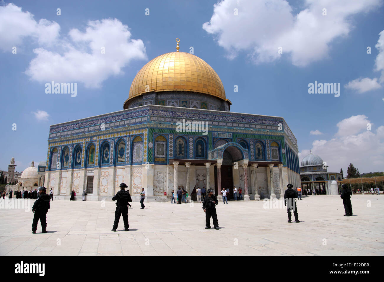 Jerusalem, Jerusalem, Palestinian Territory. 13th June, 2014. Israeli ...