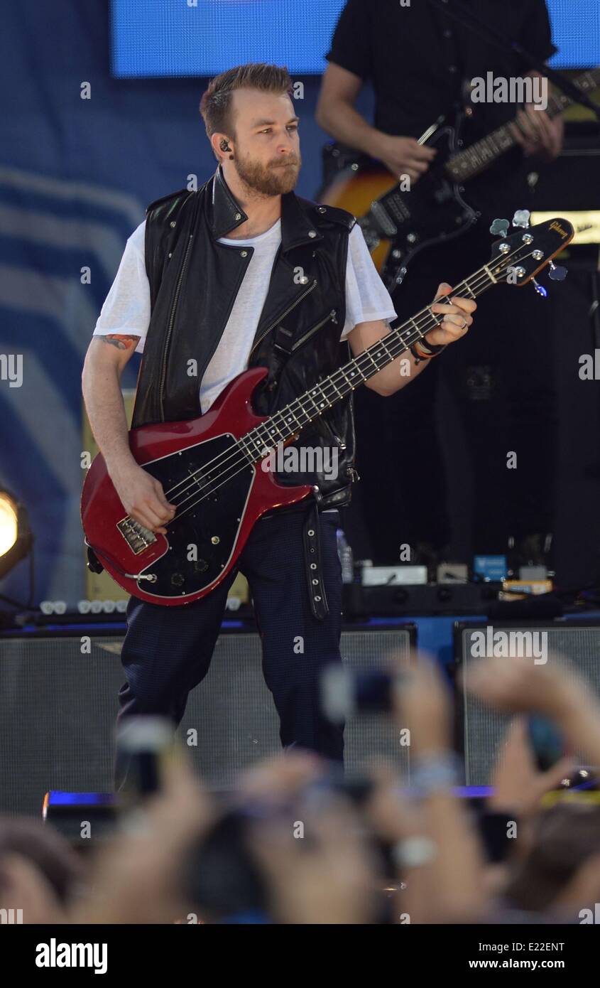 New York, NY, USA. 13th June, 2014. Paramore, Jeremy Davis on stage for ...