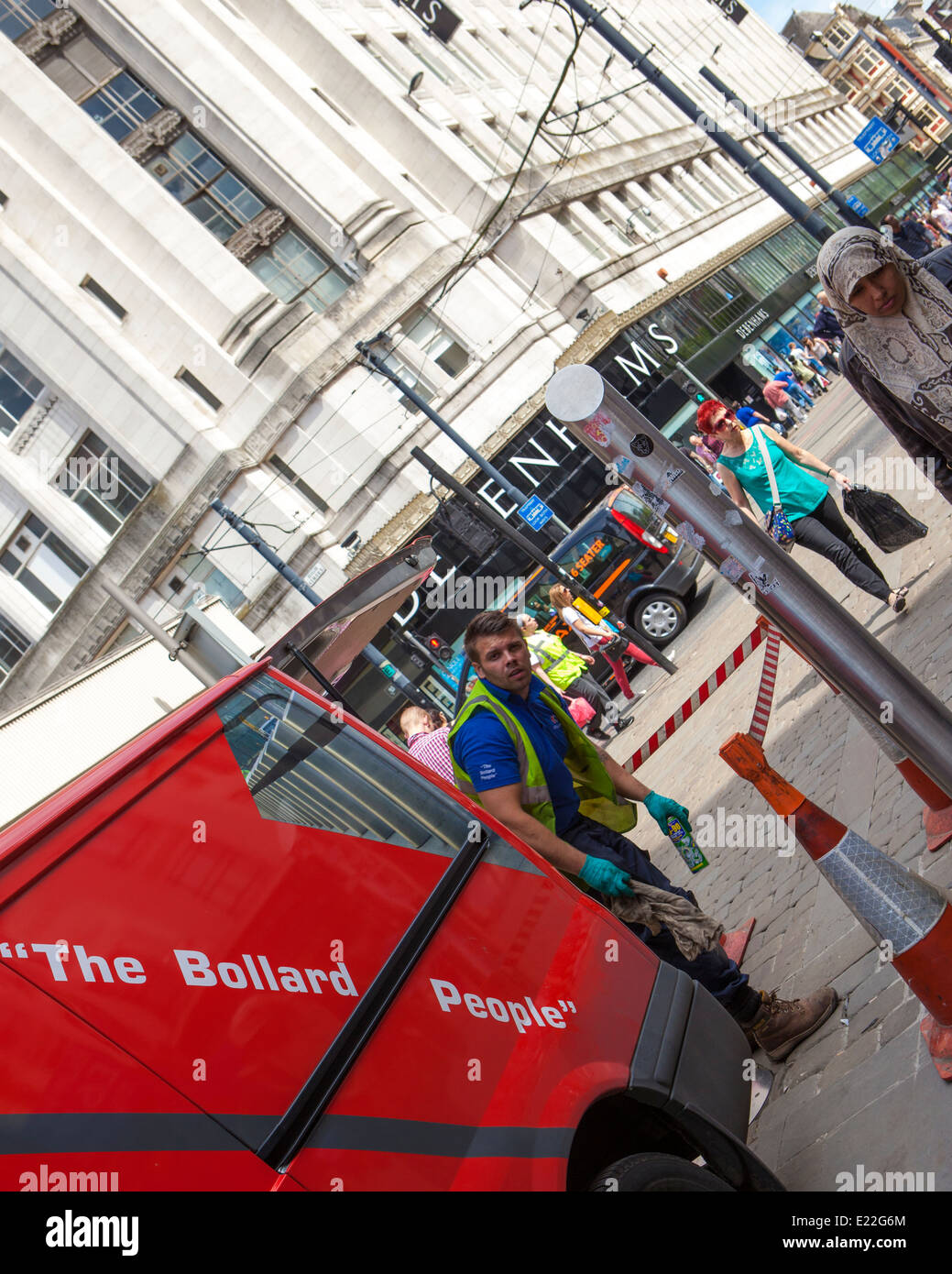 Retractable bollard hi-res stock photography and images - Alamy