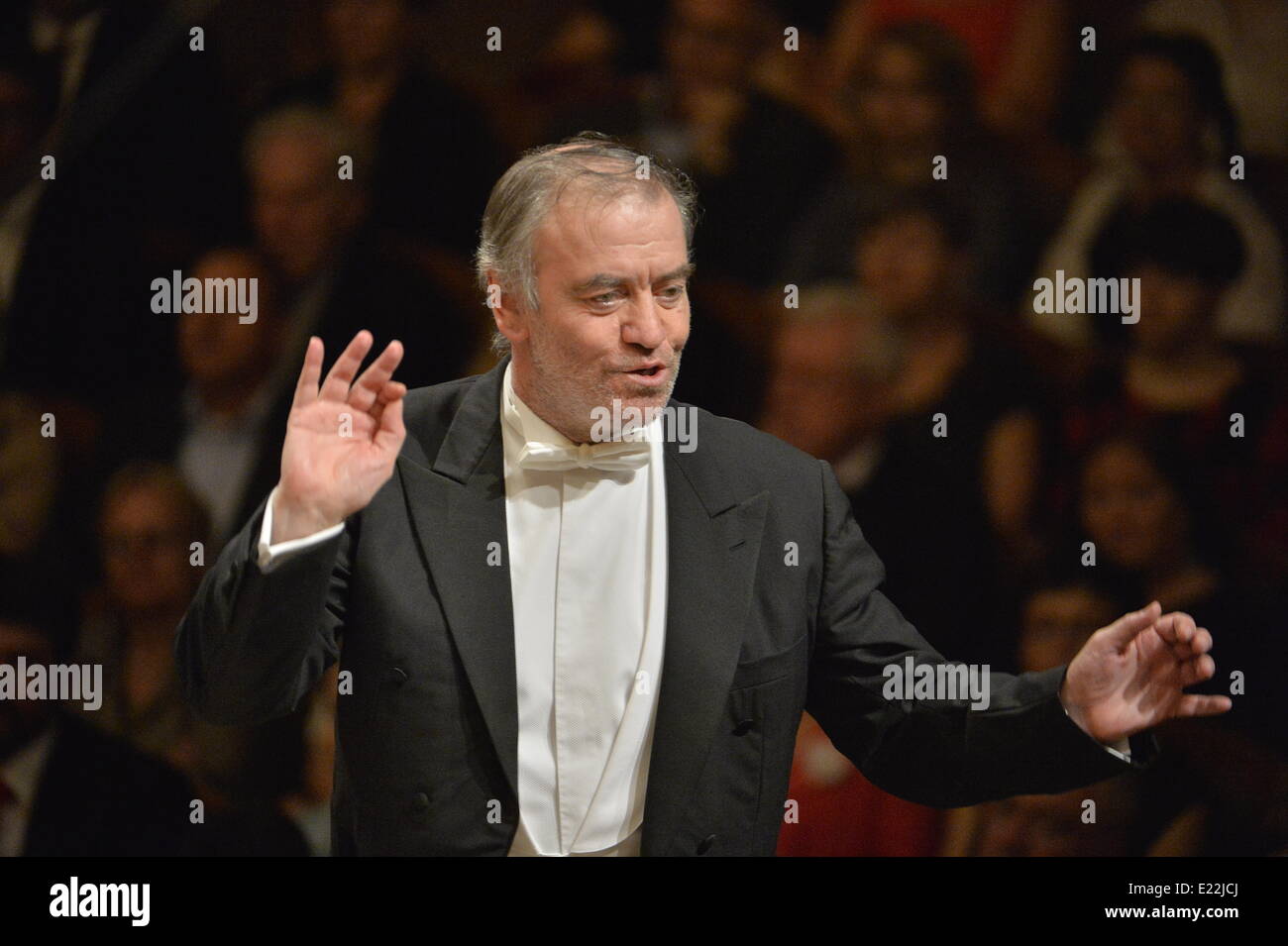 Valery gergiev russian conductor hi-res stock photography and images ...